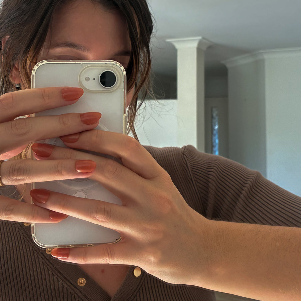 Amber (Short Oval) – Mani Muse